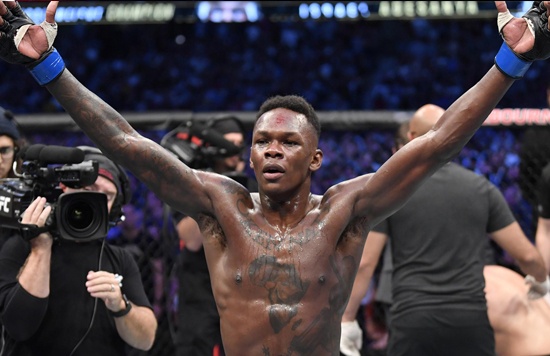 Adesanya tiene en mente un Mortal Kombat - Titan Channel